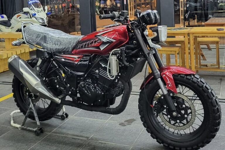 Sepeda Motor Yamaha RX King: Kembalinya Sang Raja Jalanan dengan ...